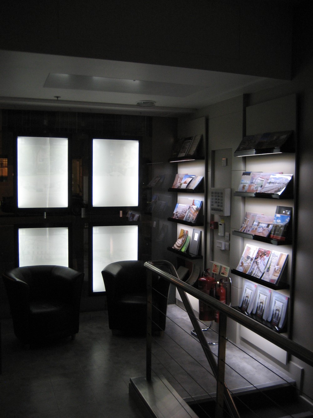 Universal Display System | Neil Kite