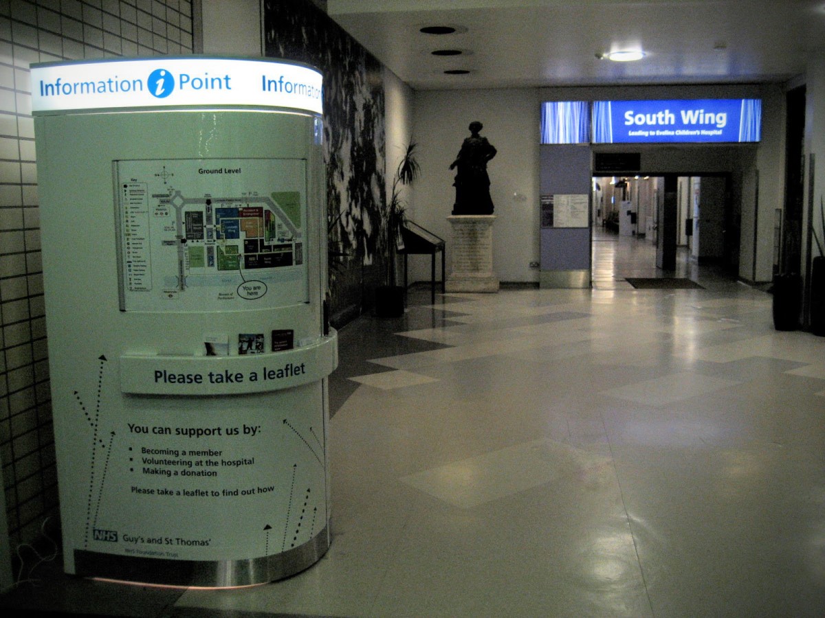 NHS iPoint Pods | Neil Kite